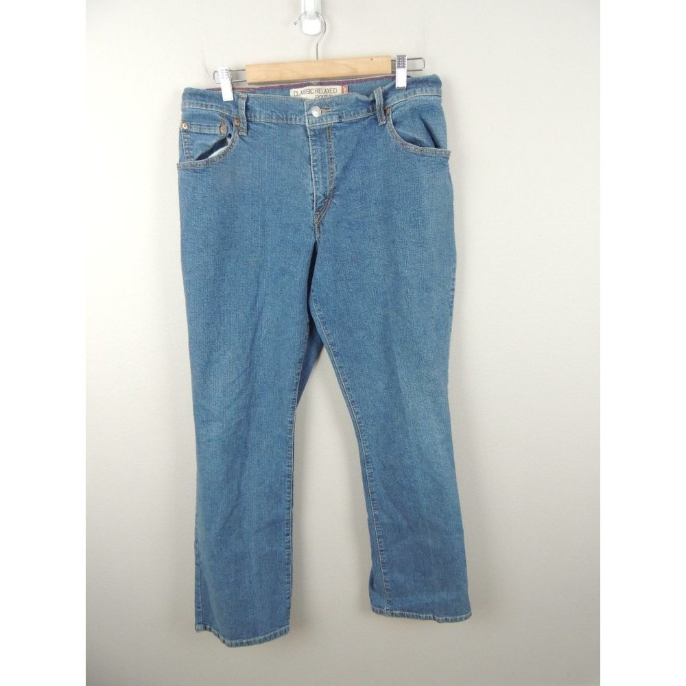 Levis Womens Classic Relaxed Bootcut Size 14m - Gem